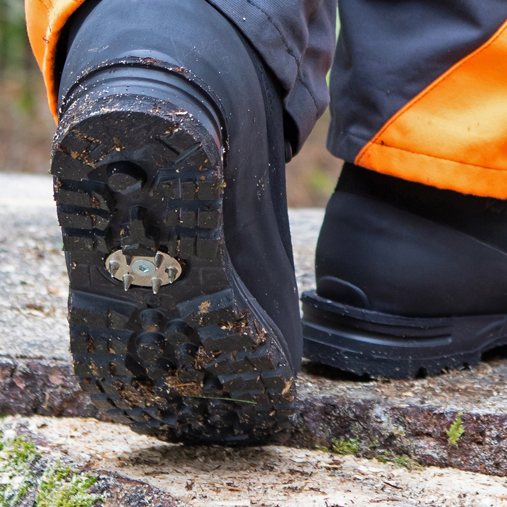 HAIX Protector Alpin, High tech shoe for operations on hillsides with ...